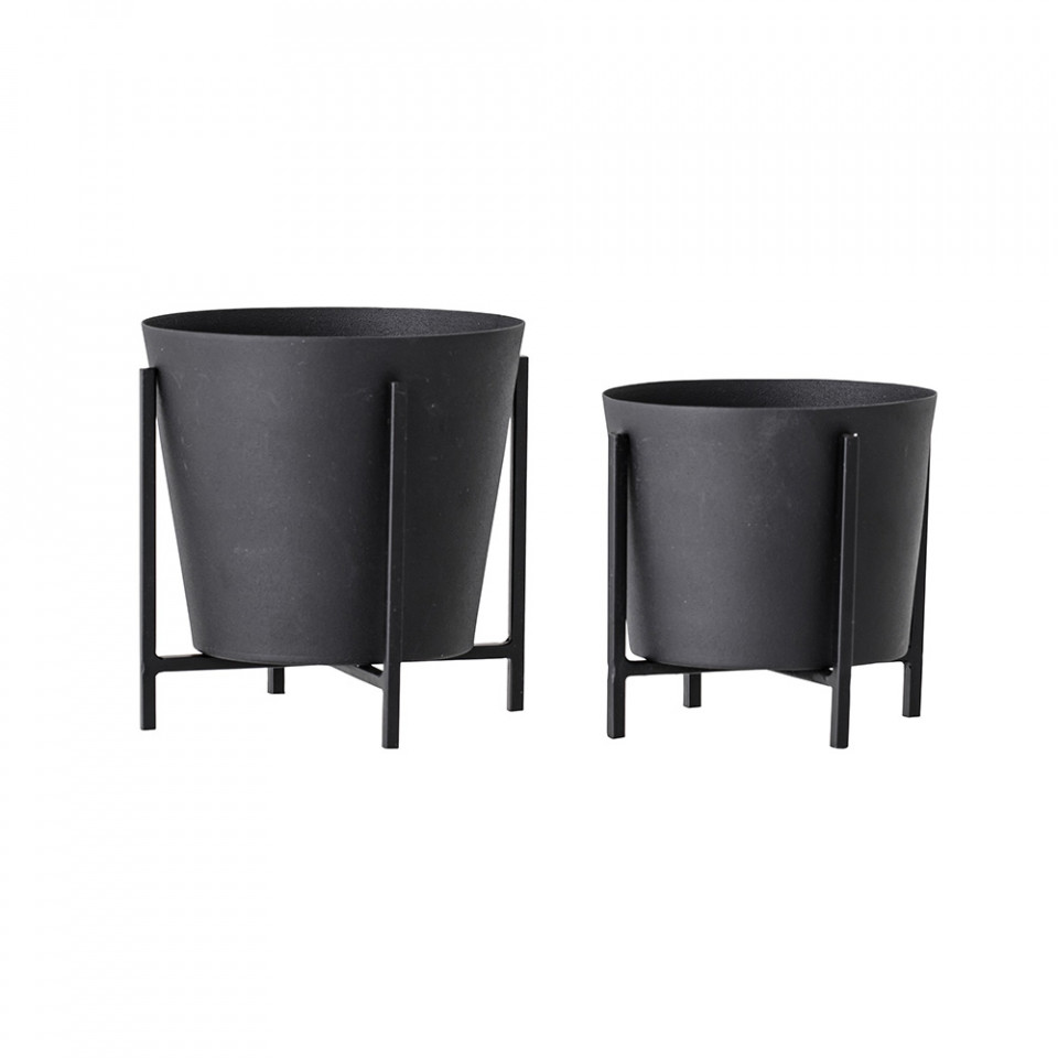 Ghivece flori si suporturi plante - Modele cu design special ...
